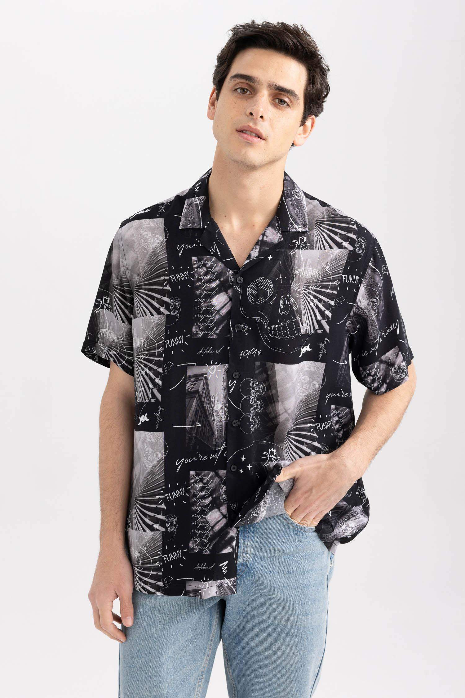 Black MAN Relax Fit Printed Viscose Short Sleeve Shirt 2825497 | DeFacto