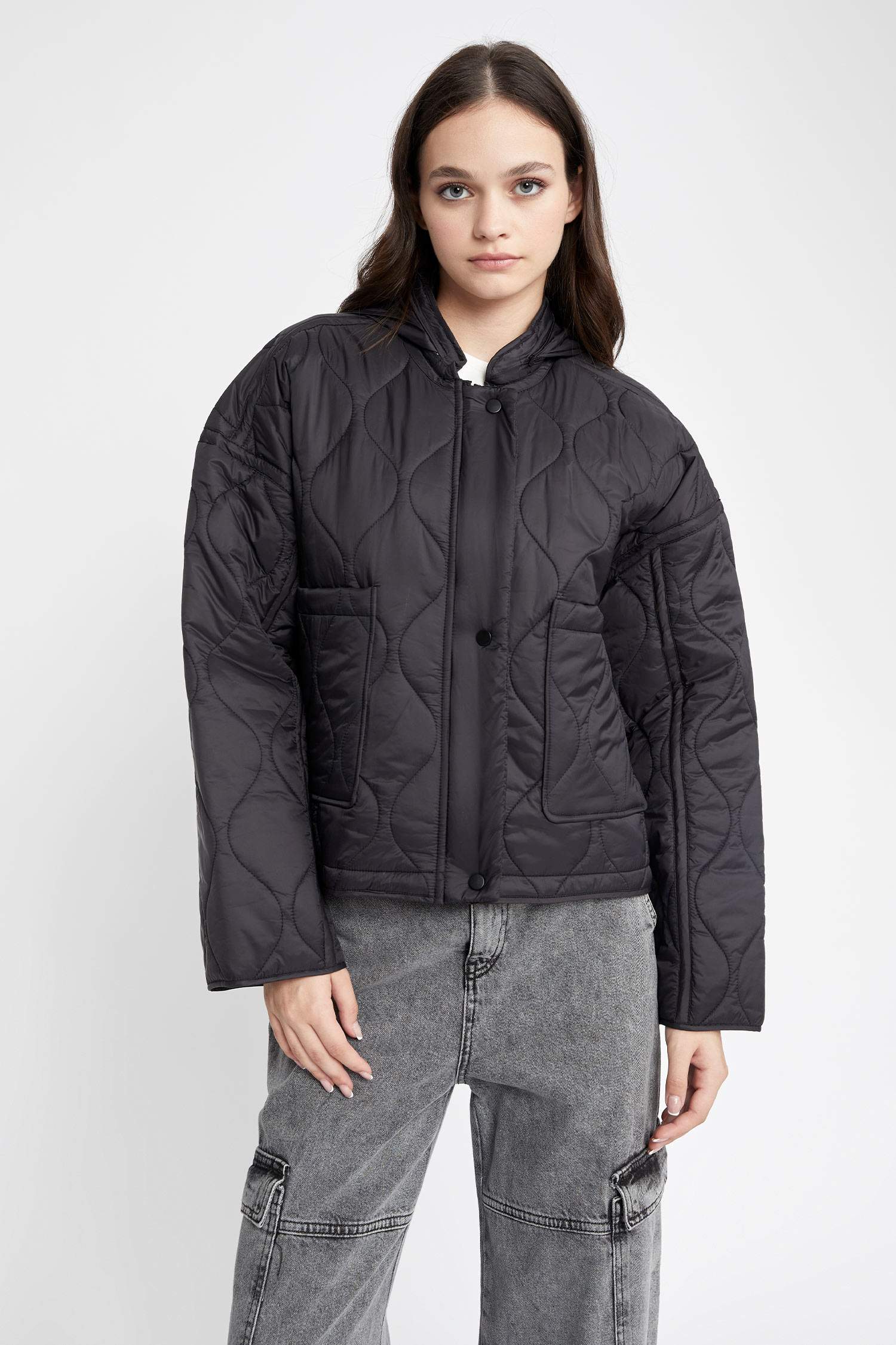 Black Woman Relax Fit Recycled Filling Coat 2799382 | DeFacto