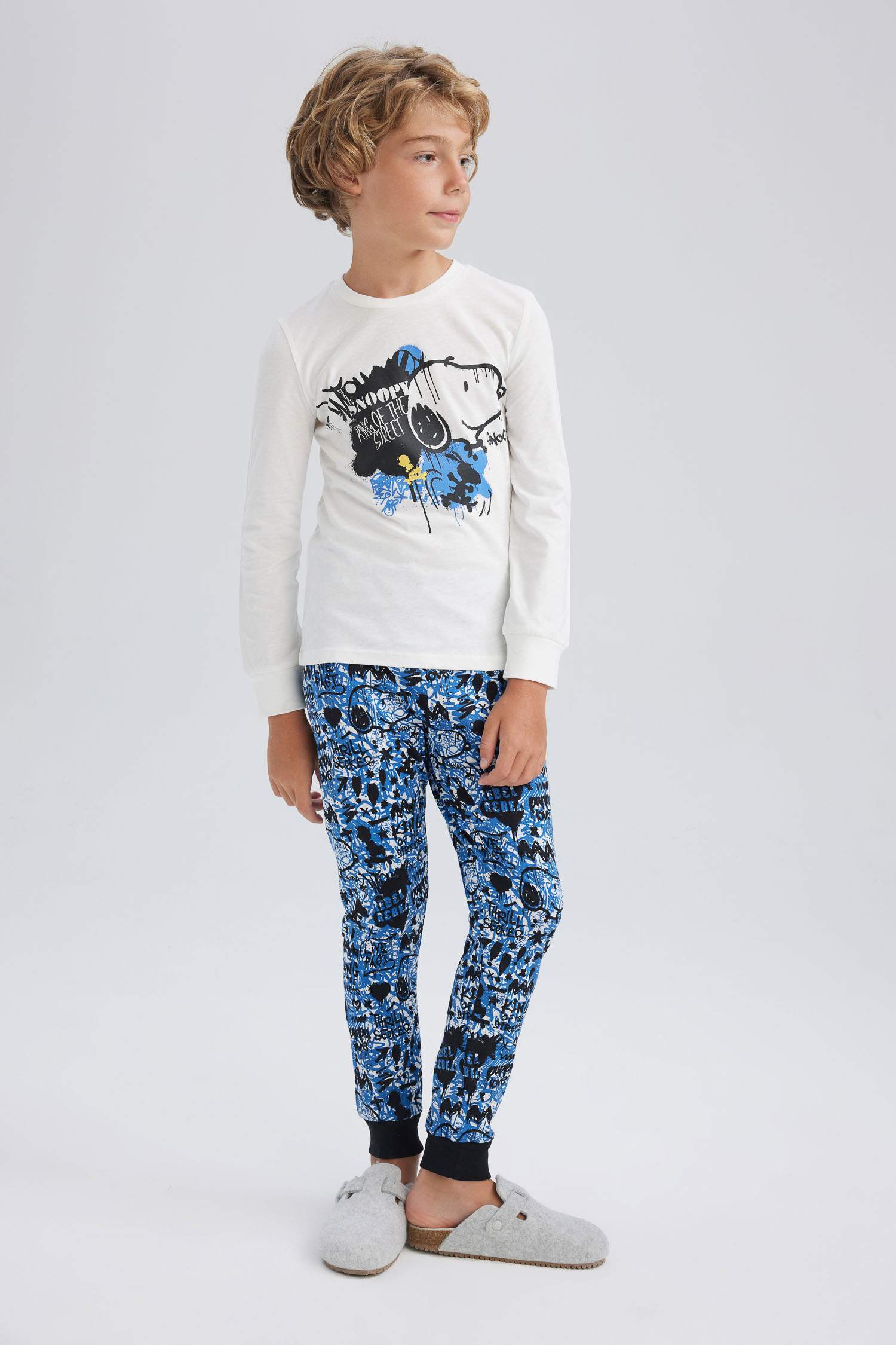 White Boys & Teens 2 piece Regular Fit Snoopy Licensed Knitted Pyjamas ...