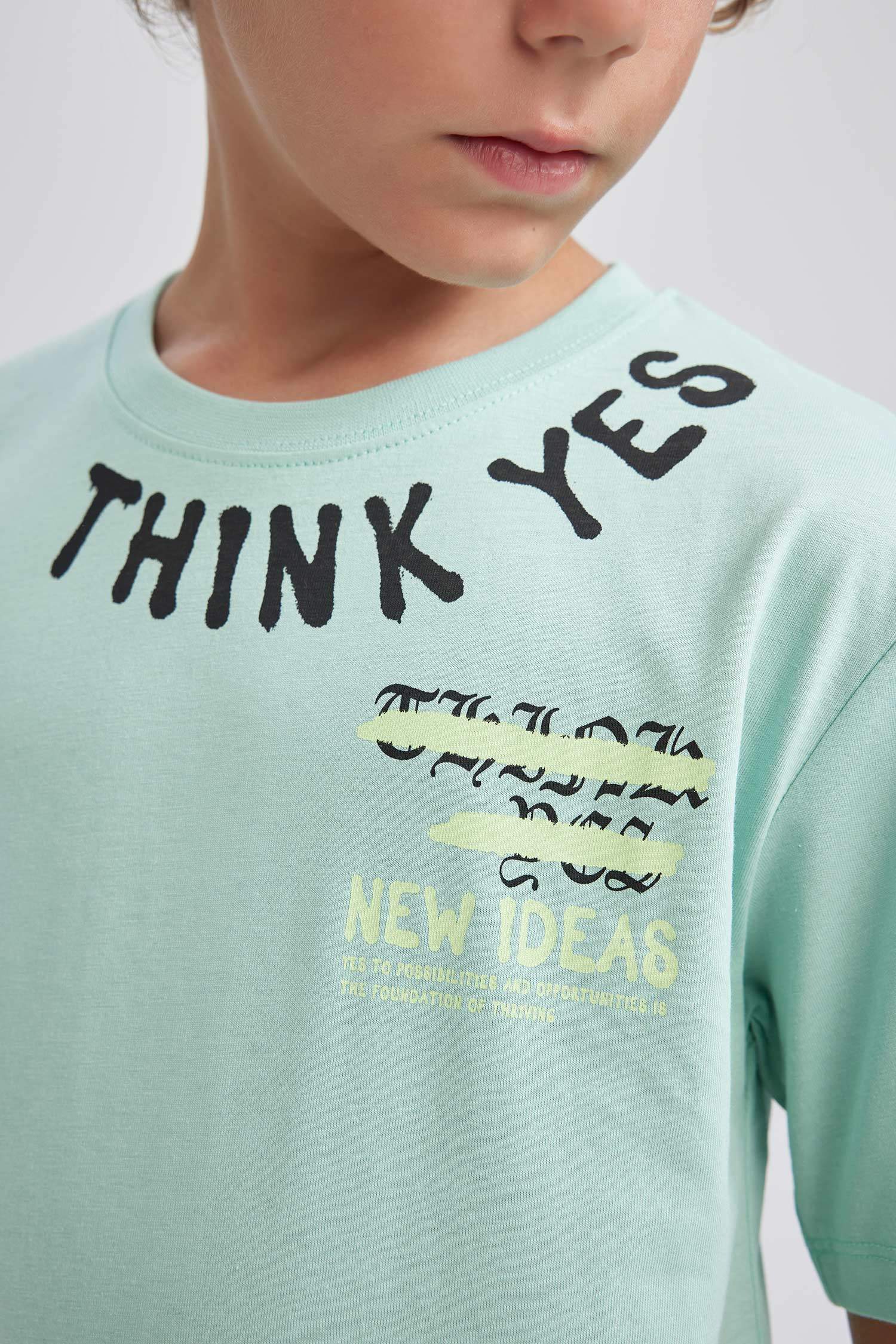 Yeşil Erkek Çocuk - Genç Erkek Erkek Çocuk Bisiklet Yaka Baskılı Kısa ...