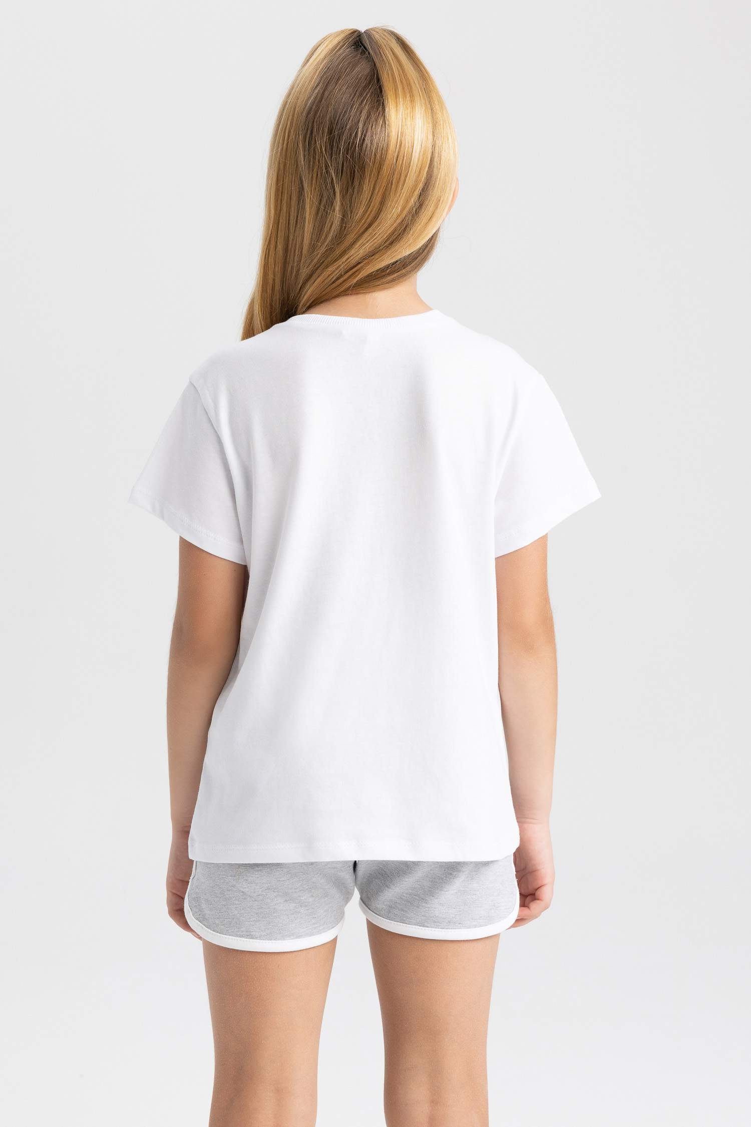 White Girls & Teens Regular Fit Short Sleeve T-shirt 2891088 | DeFacto