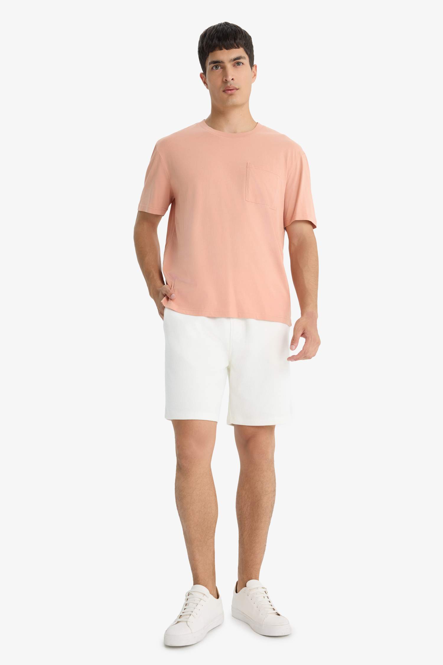 Bordeaux Man Short Sleeve T-Shirt 3341836 | DeFacto