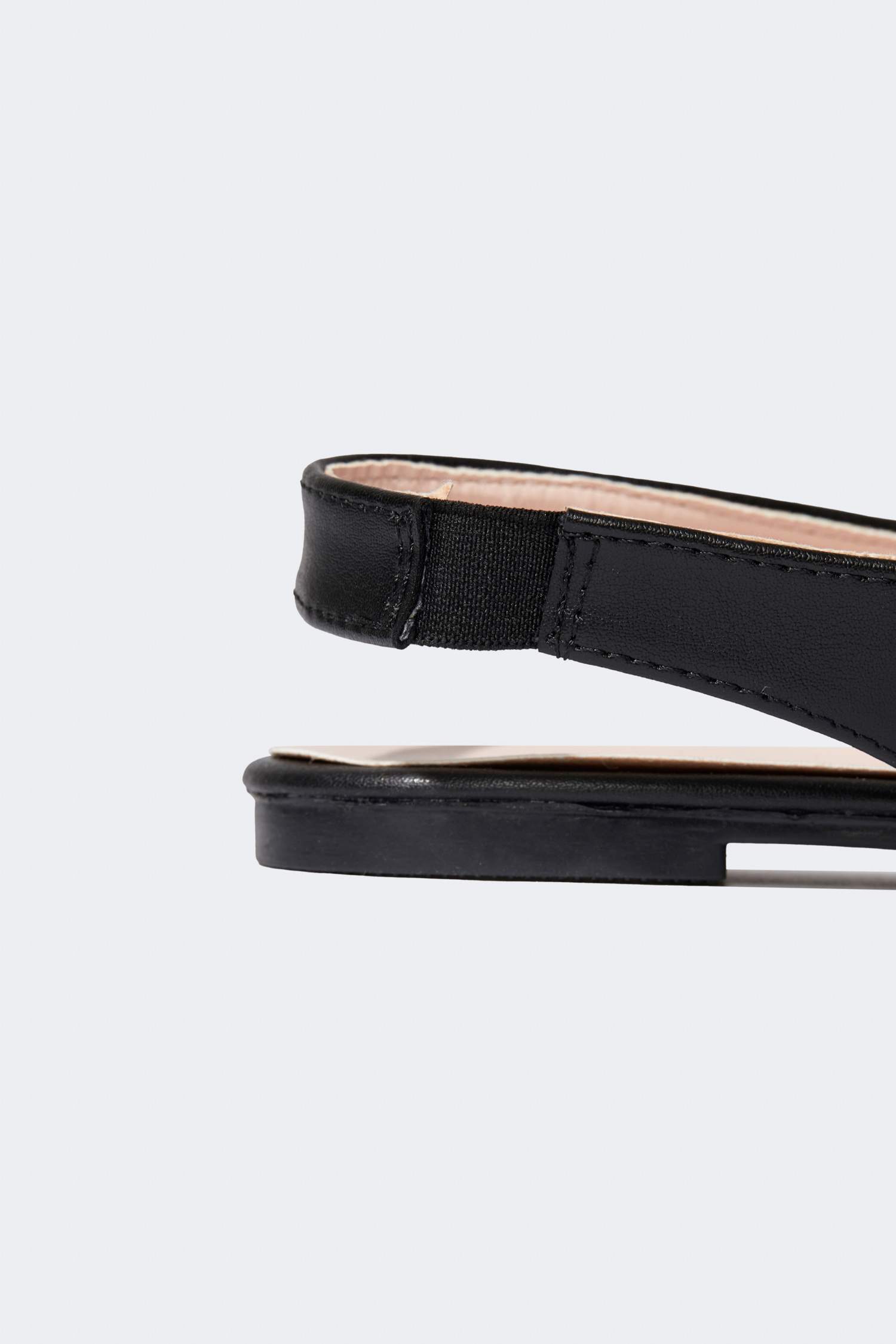 Siyah Kadın Kadın Suni Deri Zincir Detaylı Arkası Açık Babet 1753600 ...