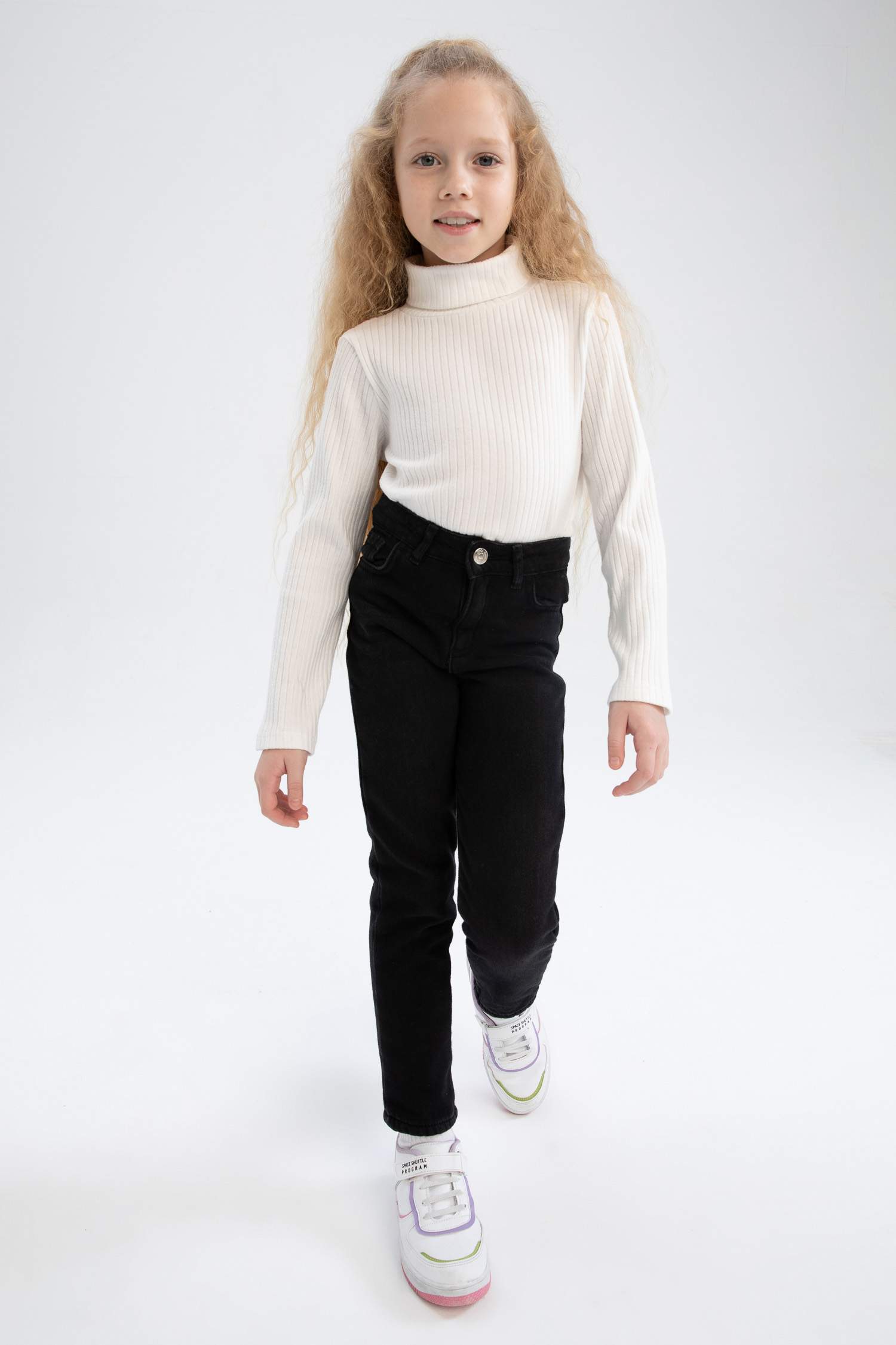 Black Girls & Teens Girl Straight Fit Trousers 2549254 | DeFacto