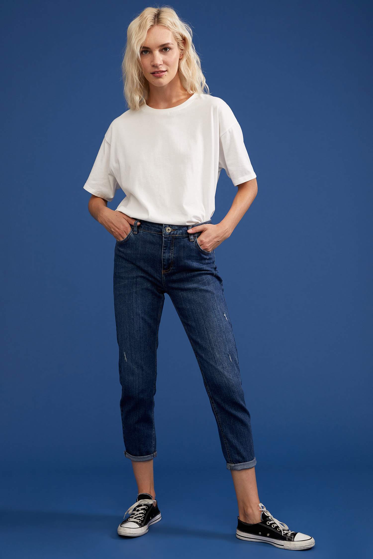 Blue WOMAN Basic Boyfriend Jean Trousers 1507083 | DeFacto