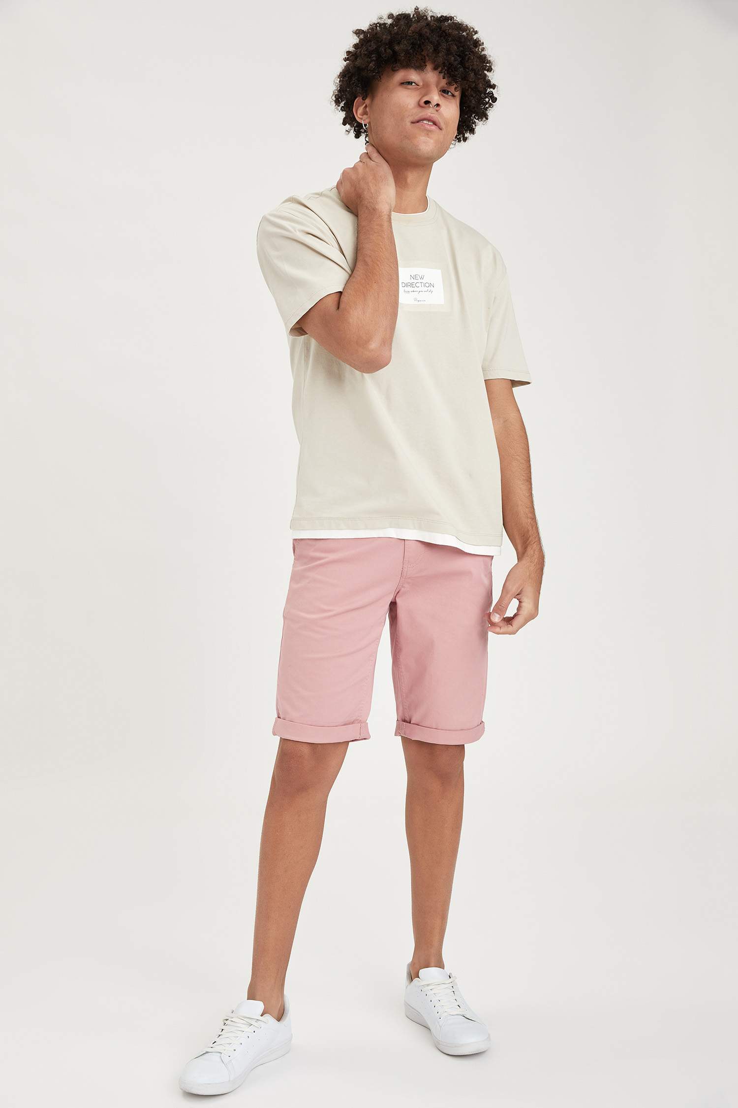 Écru Homme T Shirt Oversize à Manches Courtes Et Col Rond Imprimé