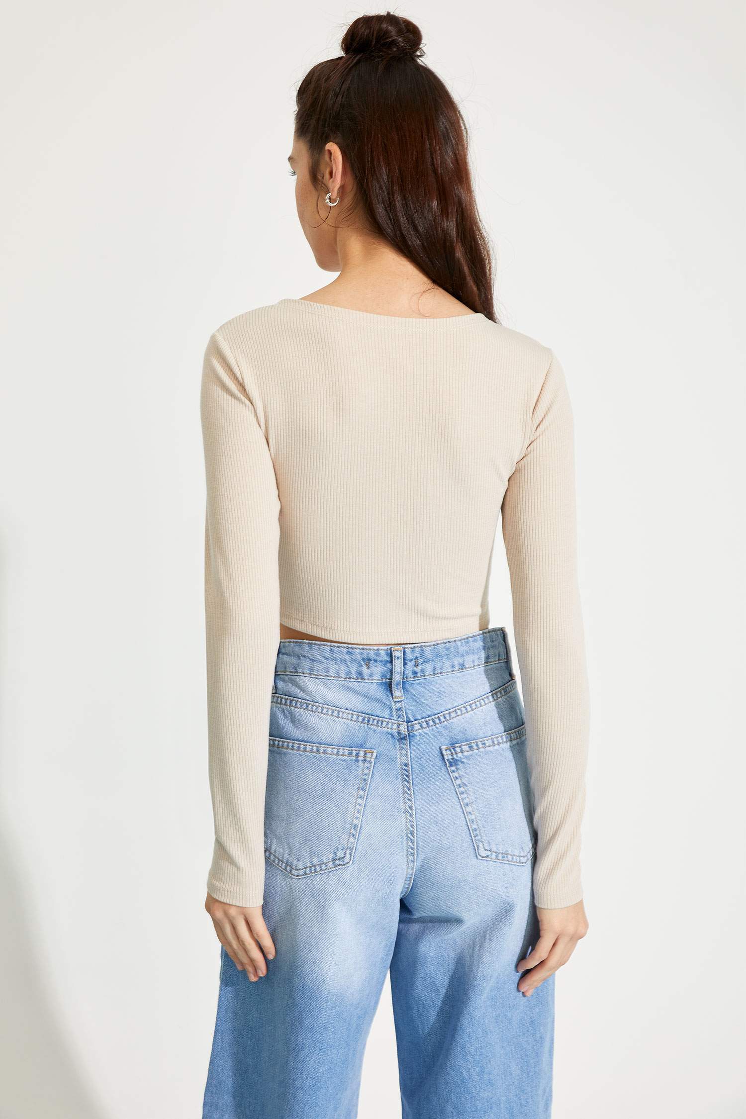 Beige FEMME Crop top court à manches longues 1816237 | DeFacto