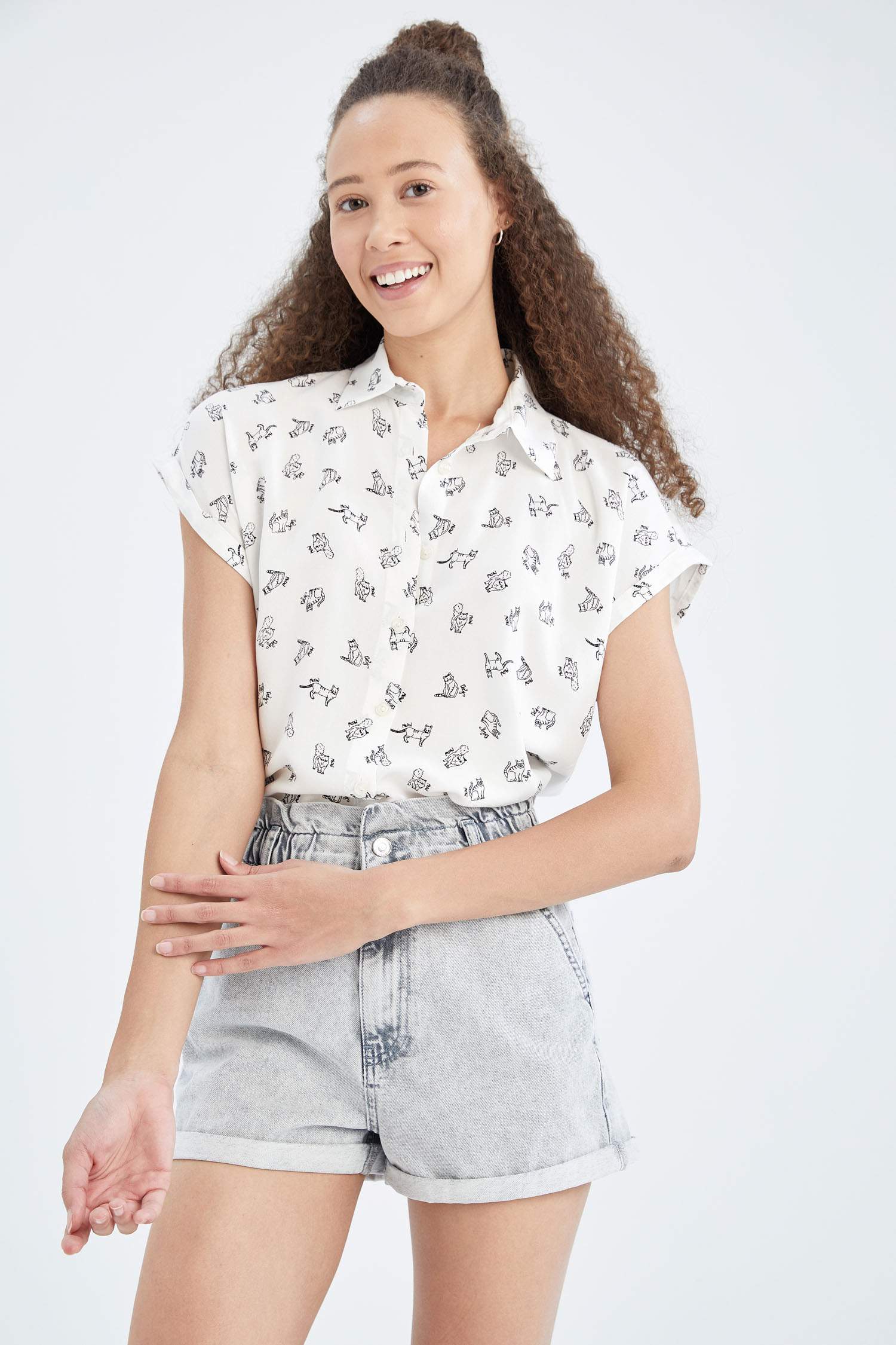 White WOMAN Relax Fit Shirt Collar Patterned Short Sleeve Viscose Shirt ...