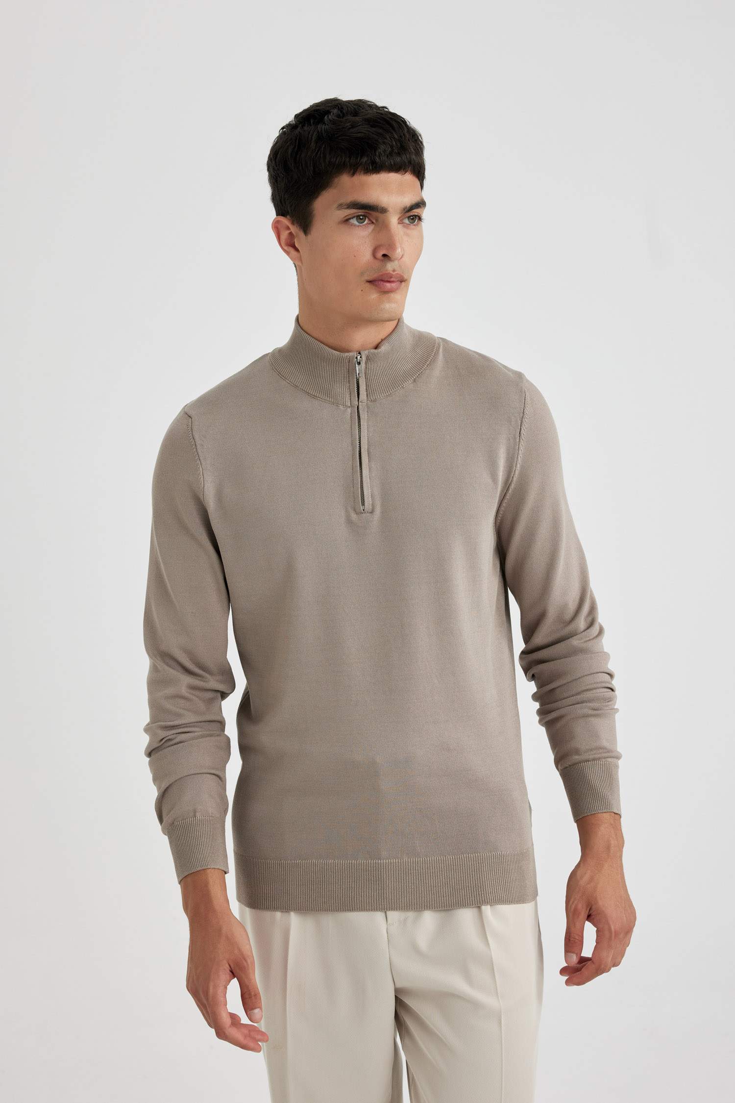 Gri Erkek Slim Fit Dar Kesim Dik Yaka Yarım Fermuarlı Basic Düz Triko ...