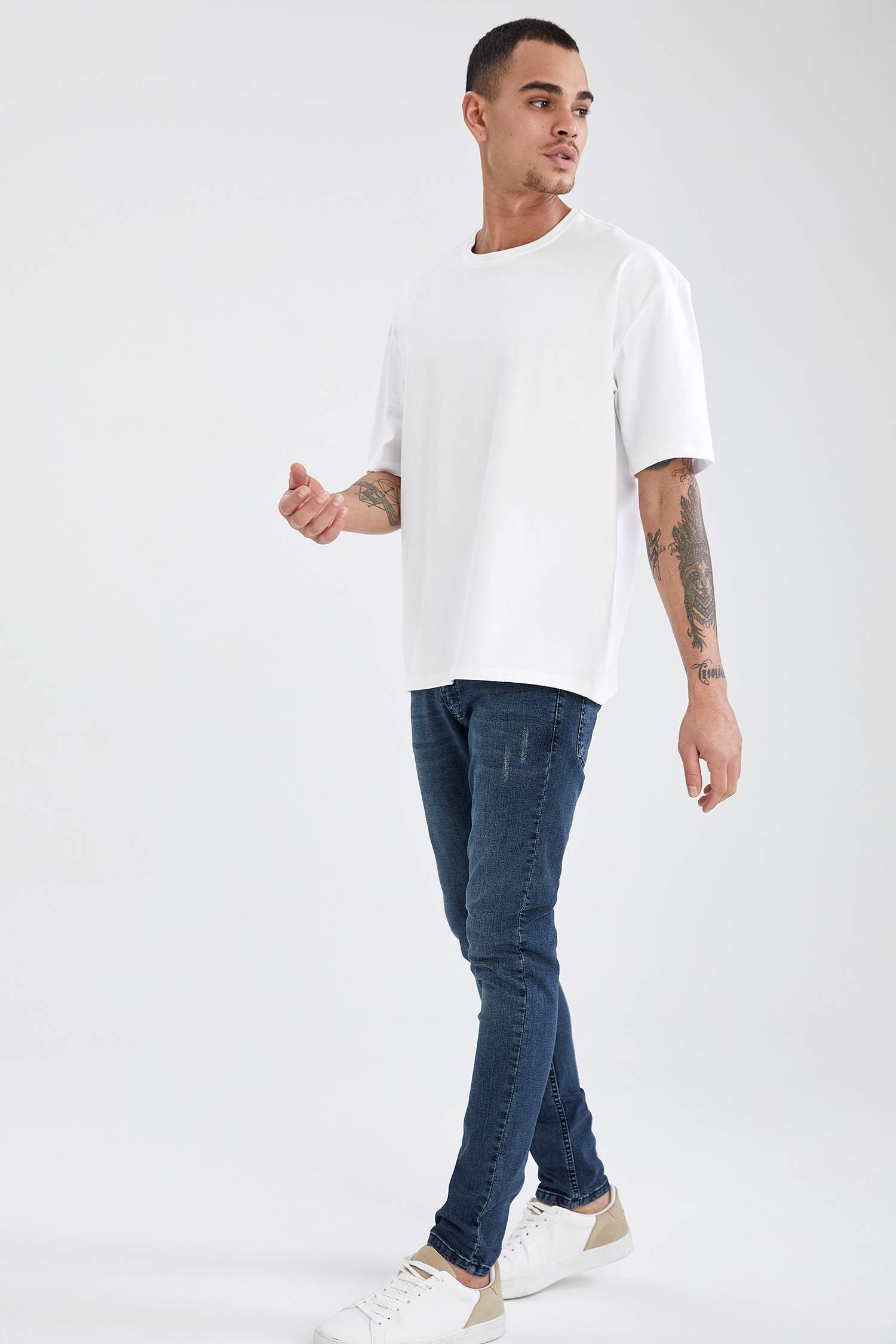 Beyaz Erkek Oversize Fit Bisiklet Yaka Pamuklu Basic Tişört 1979354 ...