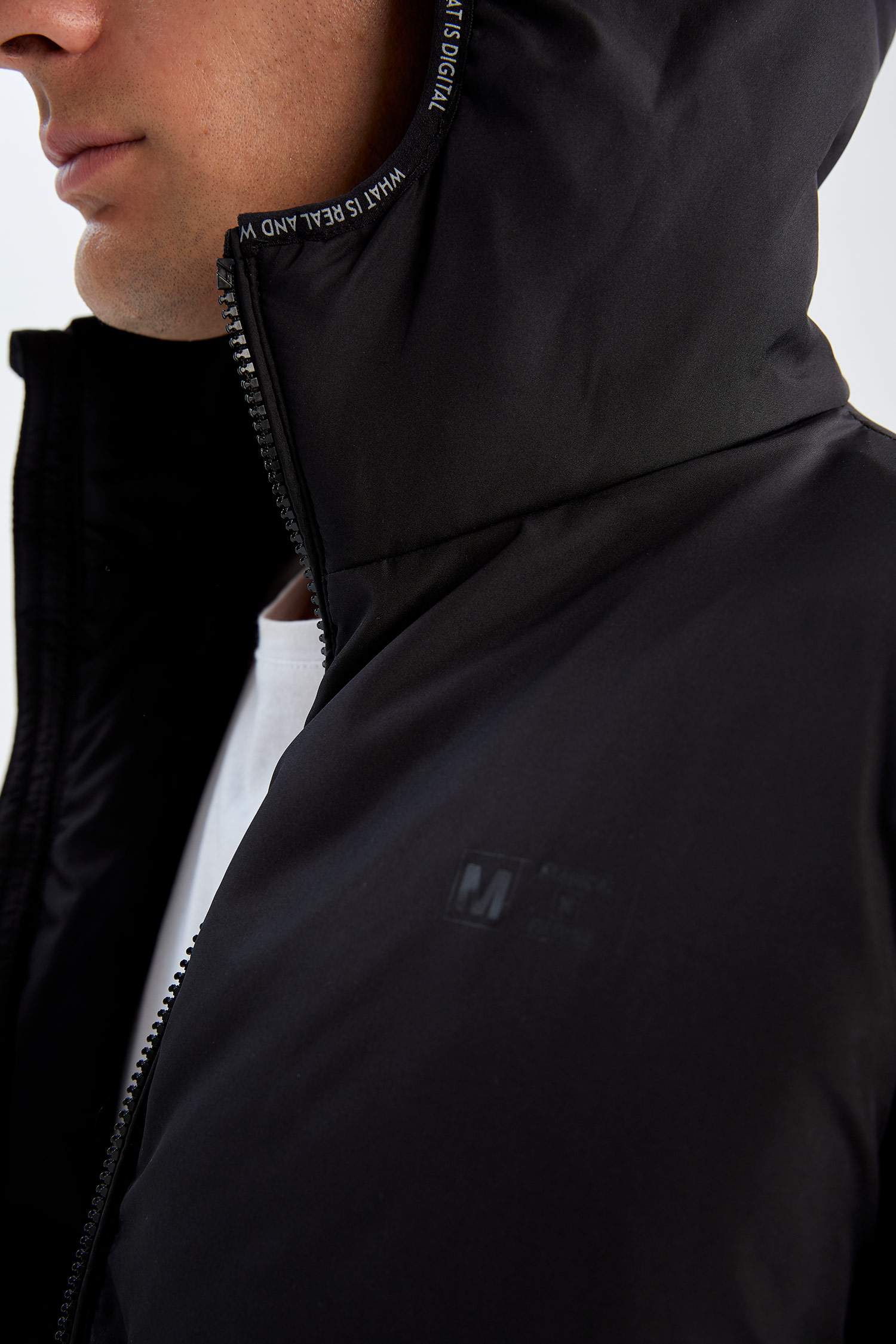 Black MAN Regular Fit Recycle Claim Standard Recycled Filling Mont ...