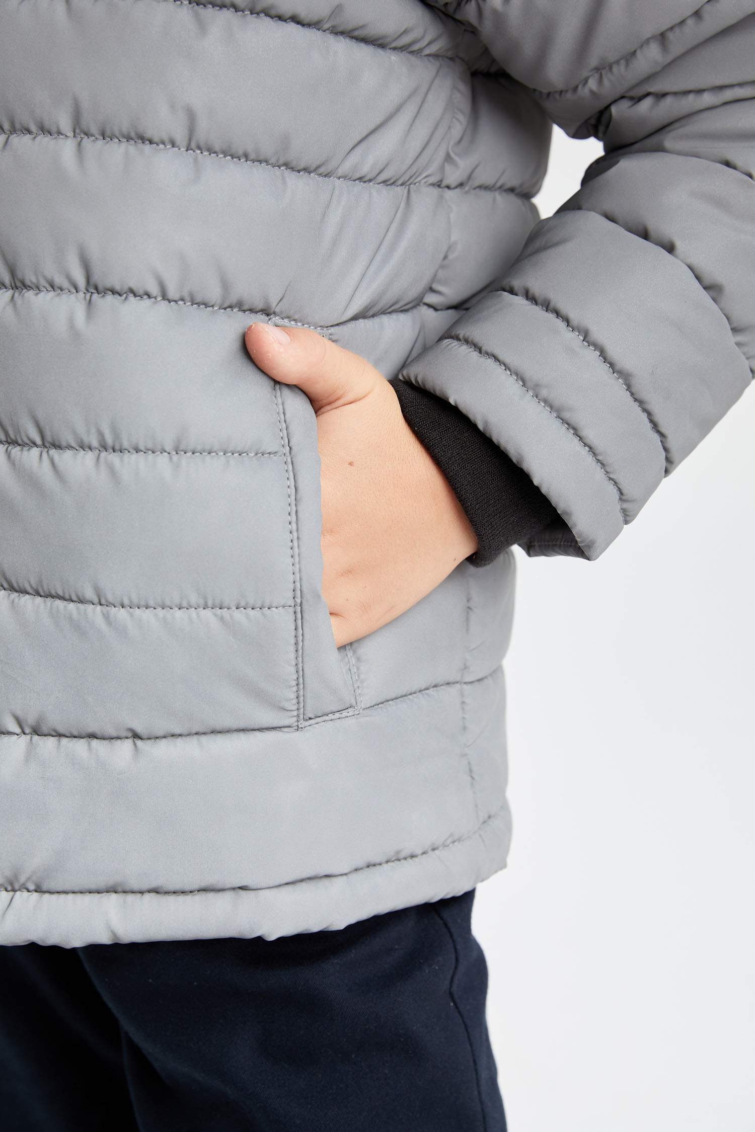 REFLECTOR GREY BOYS & TEENS Boy's Puffer Inflatable Regular Fit Hooded ...
