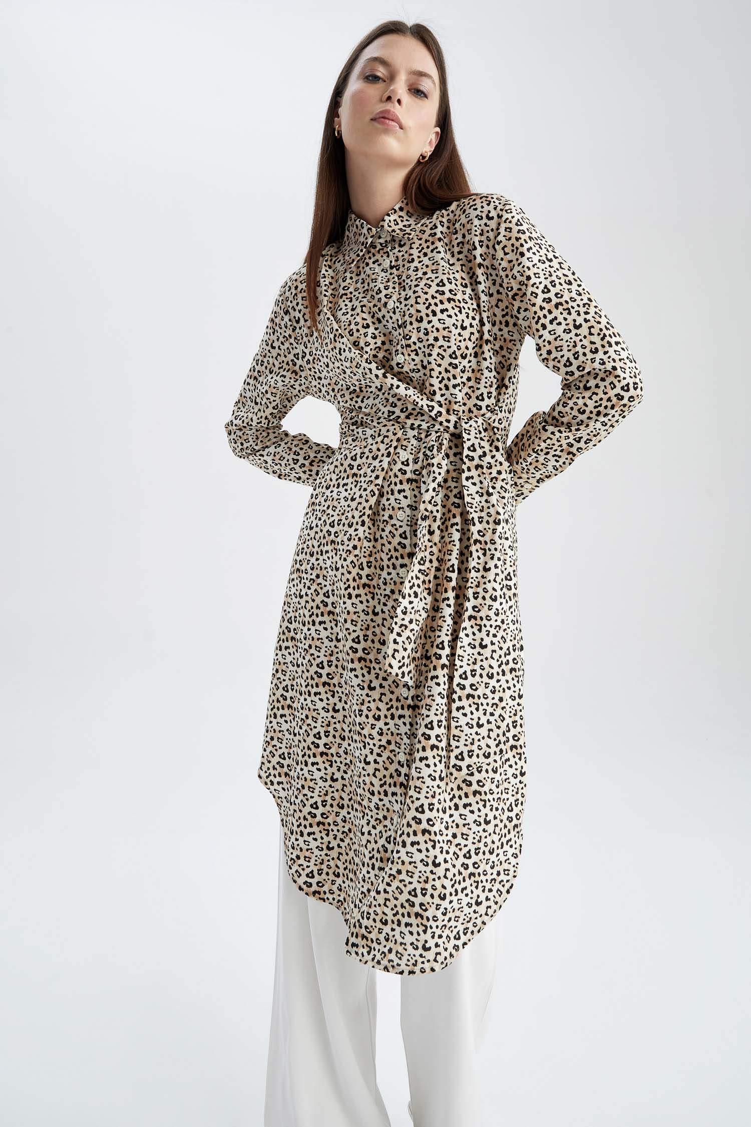 Ecru Woman Regular Fit Animal Long Sleeve Tunic 2631585 | DeFacto