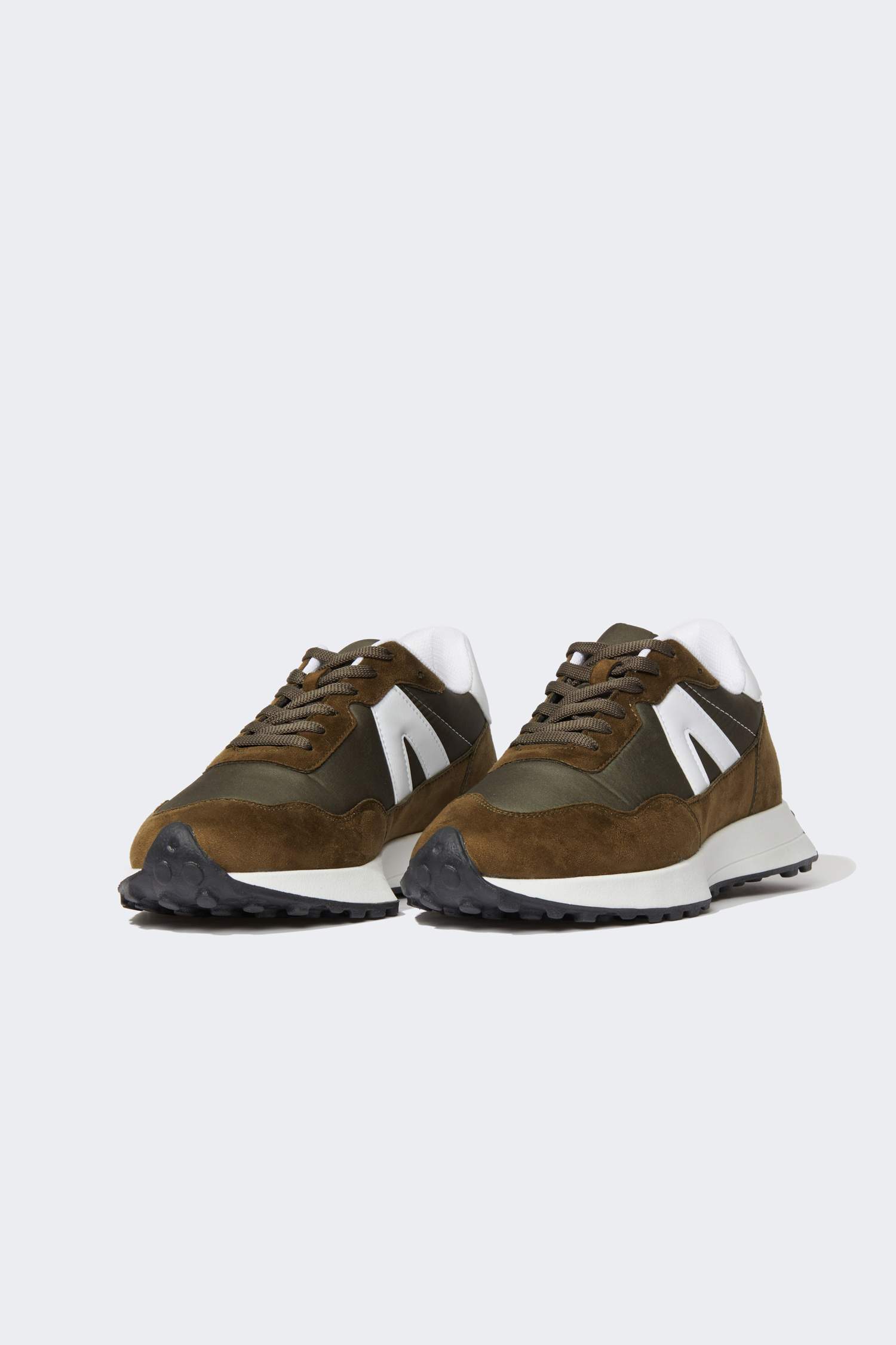 Khaki Man Man Faux Leather Thick Sole Sport shoes 2631269 | DeFacto