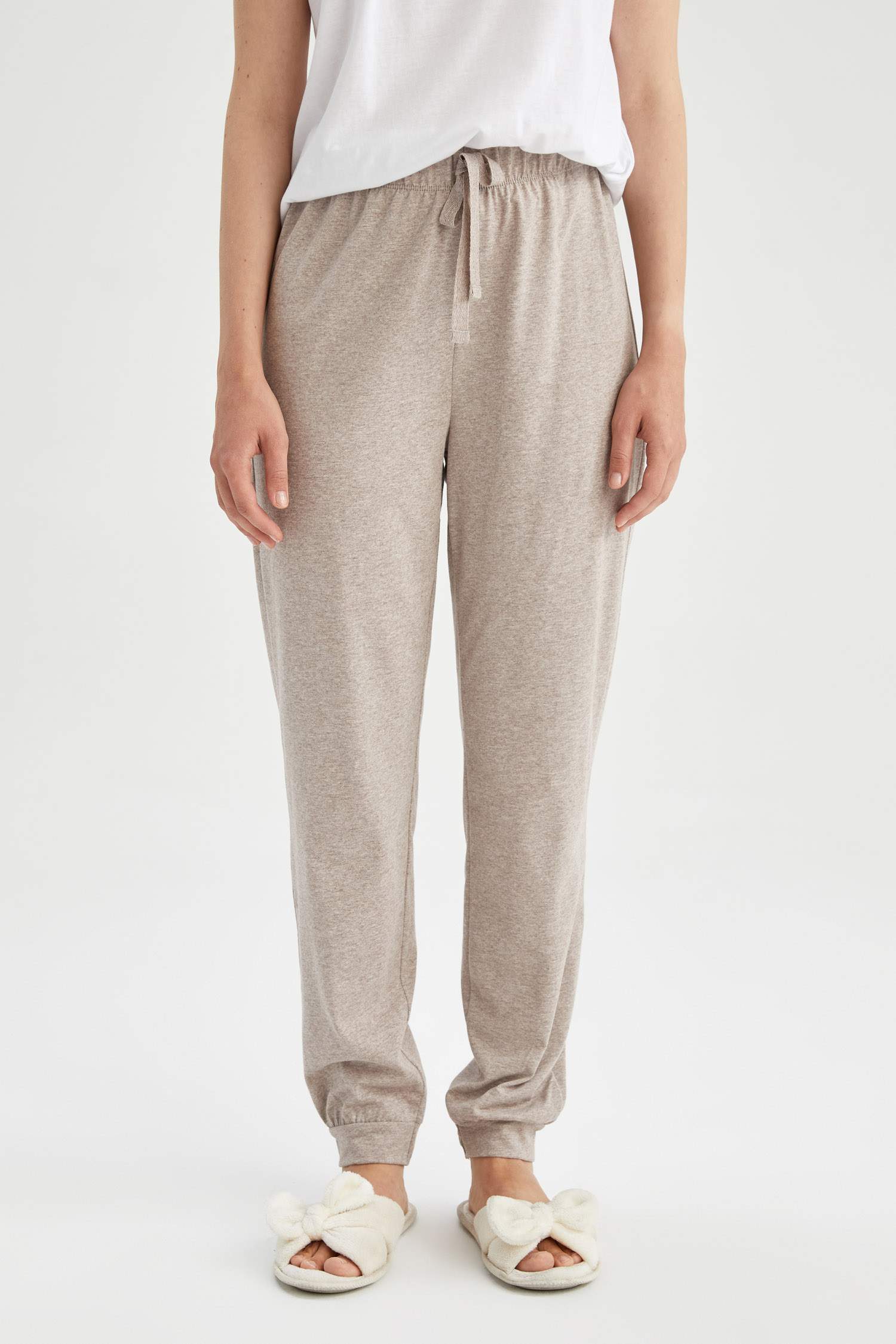 Beige Woman Regular Fit Knitted Bottoms 2651063 | DeFacto