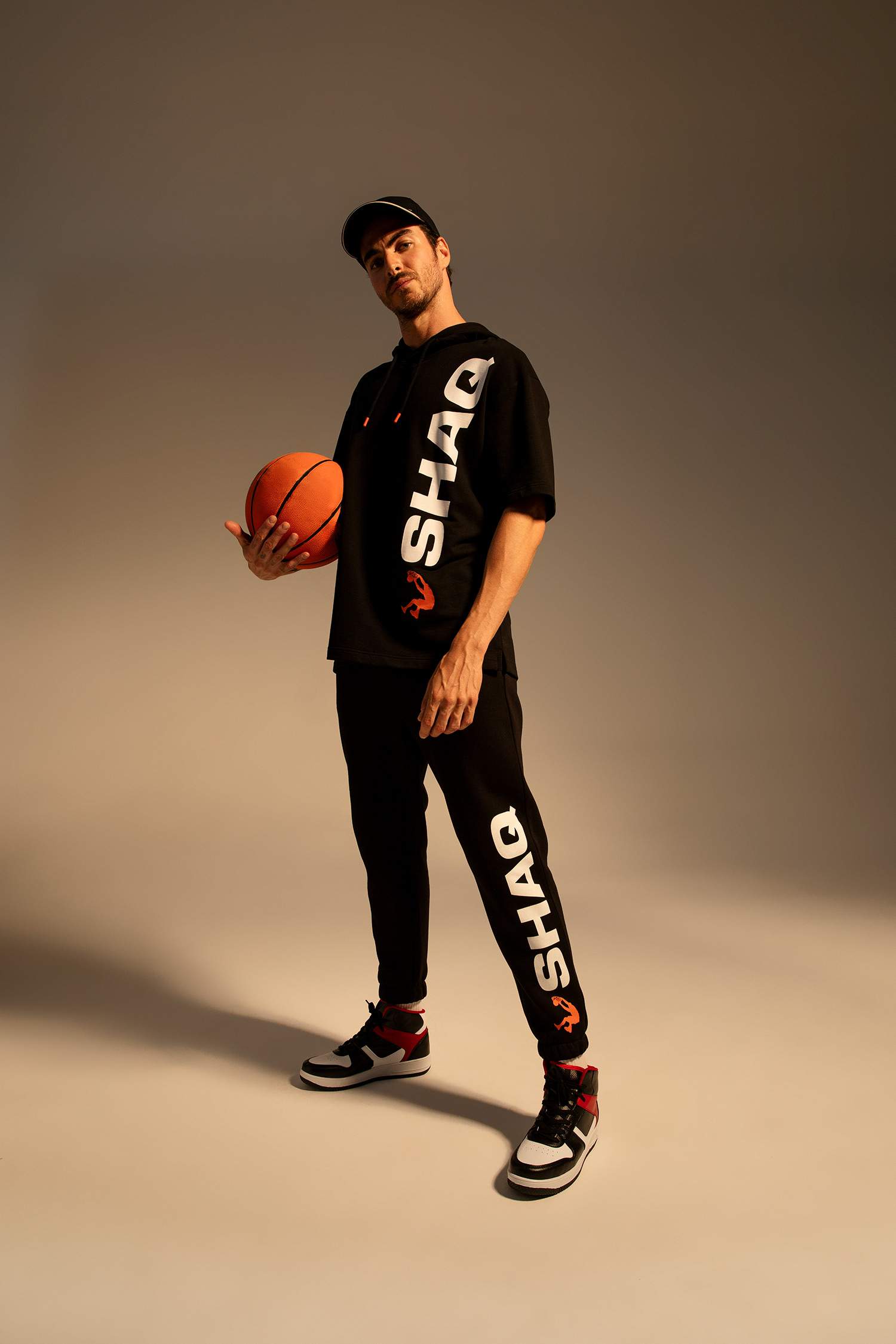 Siyah Erkek Defacto Fit Slim Fit Shaquille O'Neal Jogger Eşofman Altı ...