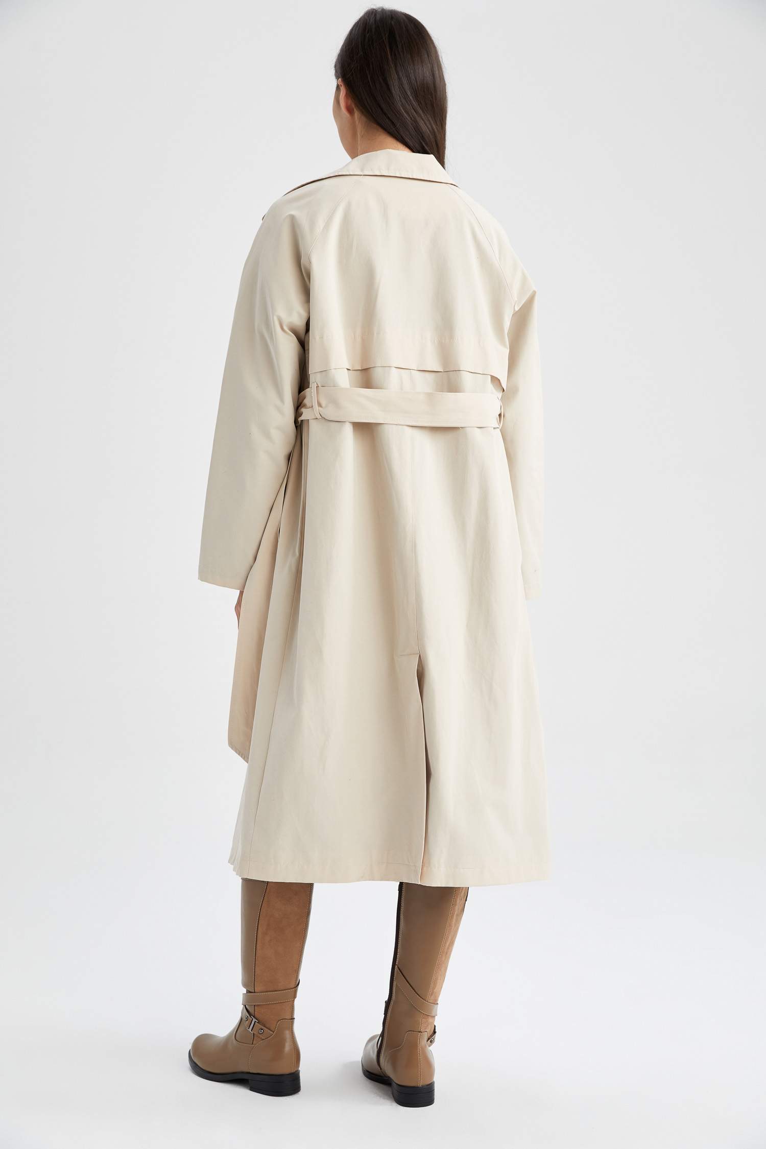 Beige Woman Regular Fit Trench Coat 2732364 | DeFacto
