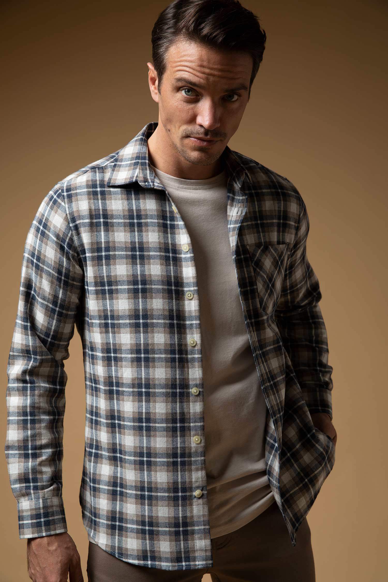 بني رجال قميص بولو مودرن فيت بأكمام طويلة 2702904 | DeFacto