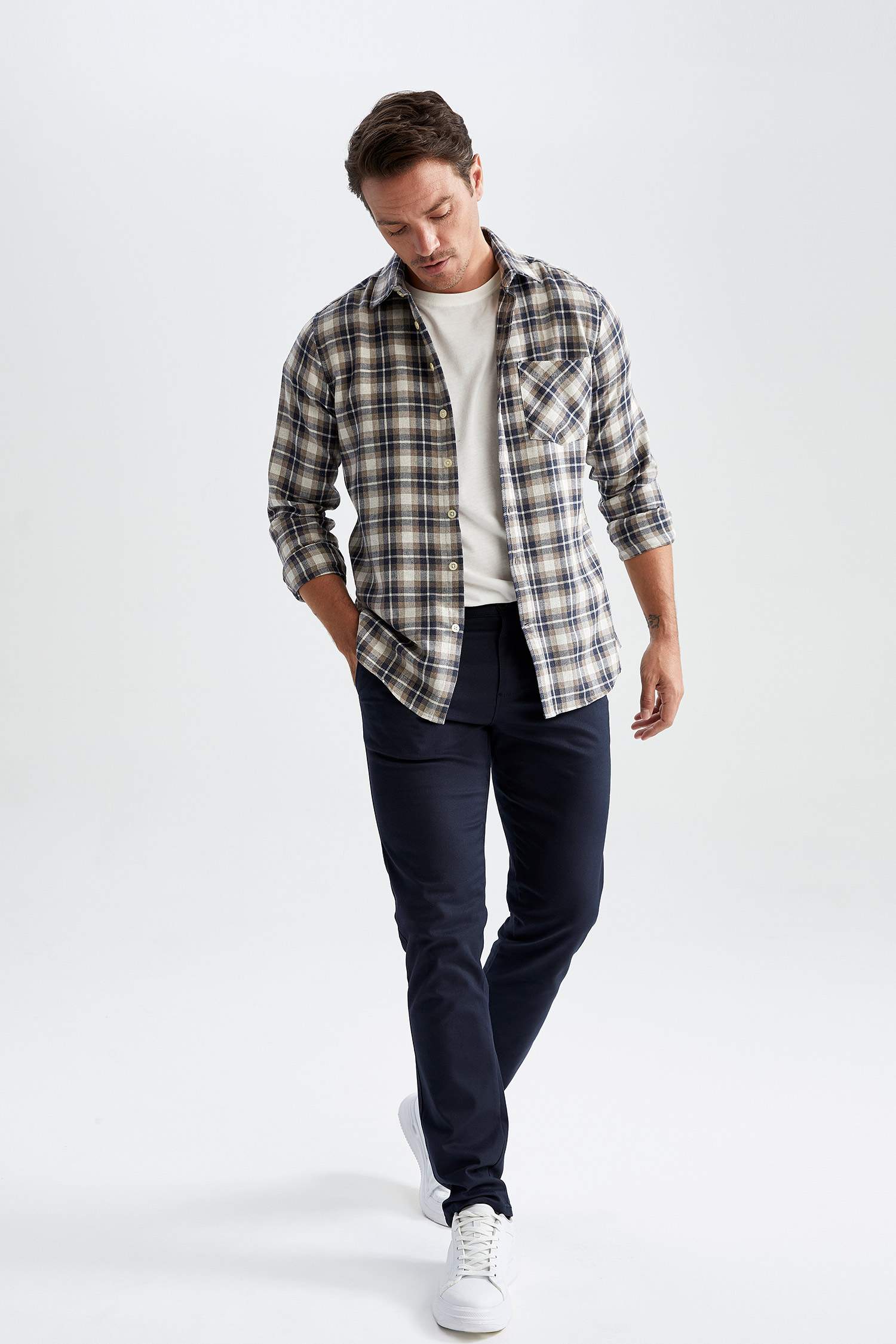 بني رجال قميص بولو مودرن فيت بأكمام طويلة 2702904 | DeFacto