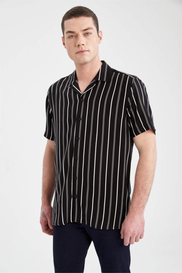 Man Shirts Models | DeFacto