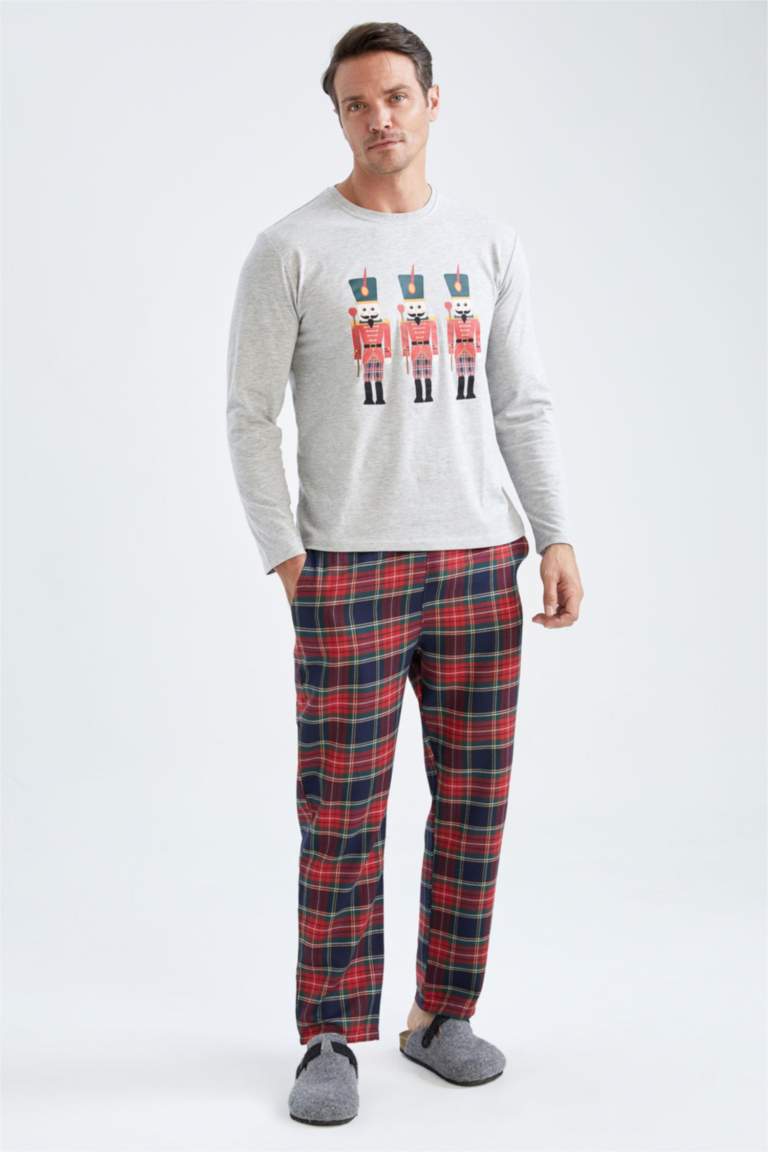 Man Homewear Models | DeFacto