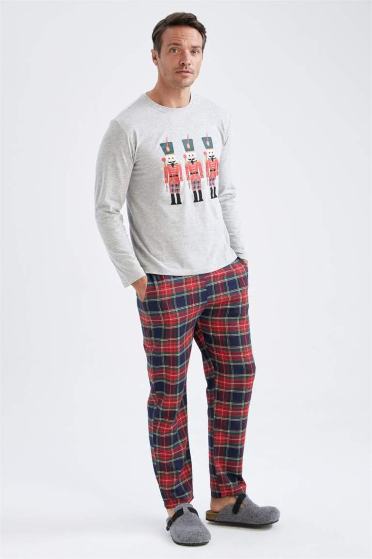 Man Homewear Models | DeFacto